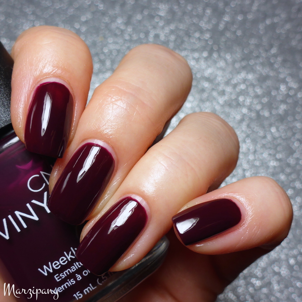 [gemeinsam lackiert] CND Vinylux #251 Berry Boudoir | Marzipany