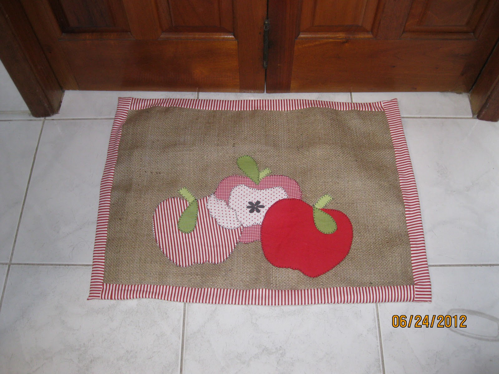 Ateliê Celia Dias: Tapetes em patchwork