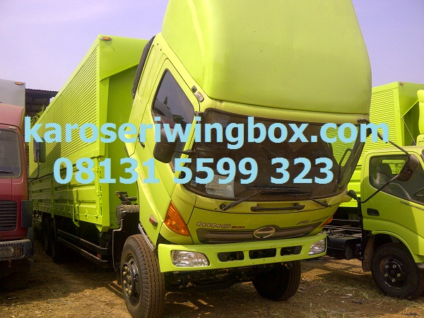 Hino FL 235 JW karoseri wing box 9.4 meter ~ HINO FL 235 JW