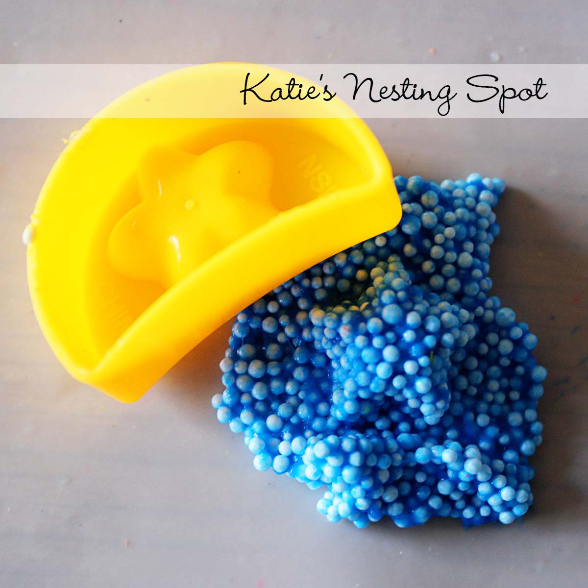 Katie's Nesting Spot: Nickelodeon Gak & Floam Review