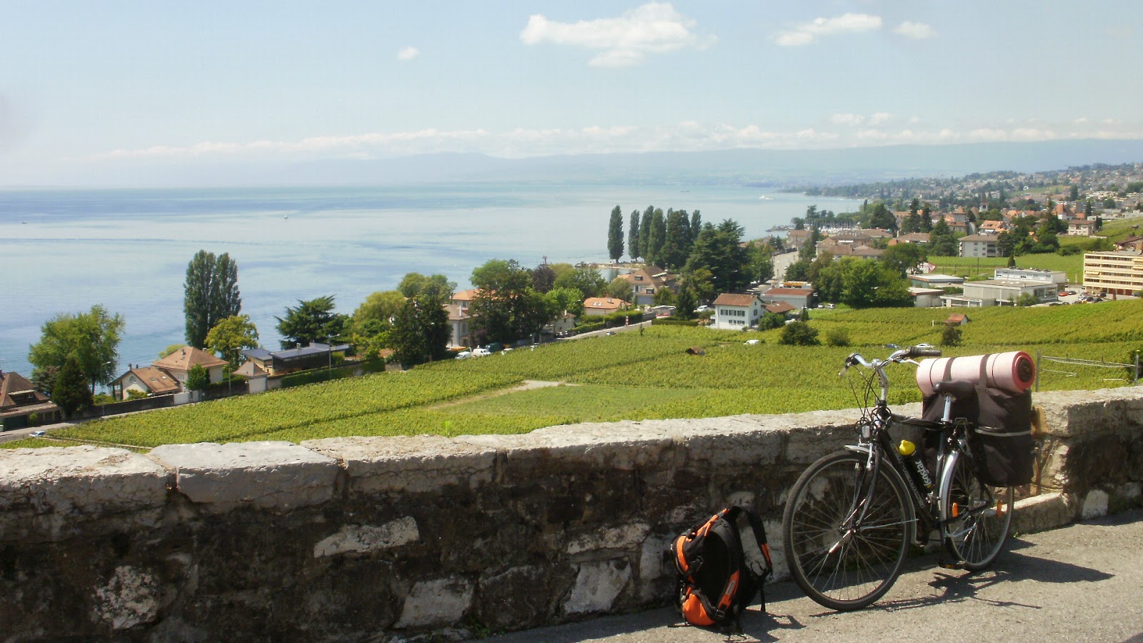 EXCURSII CU BICICLETA: Elvetia