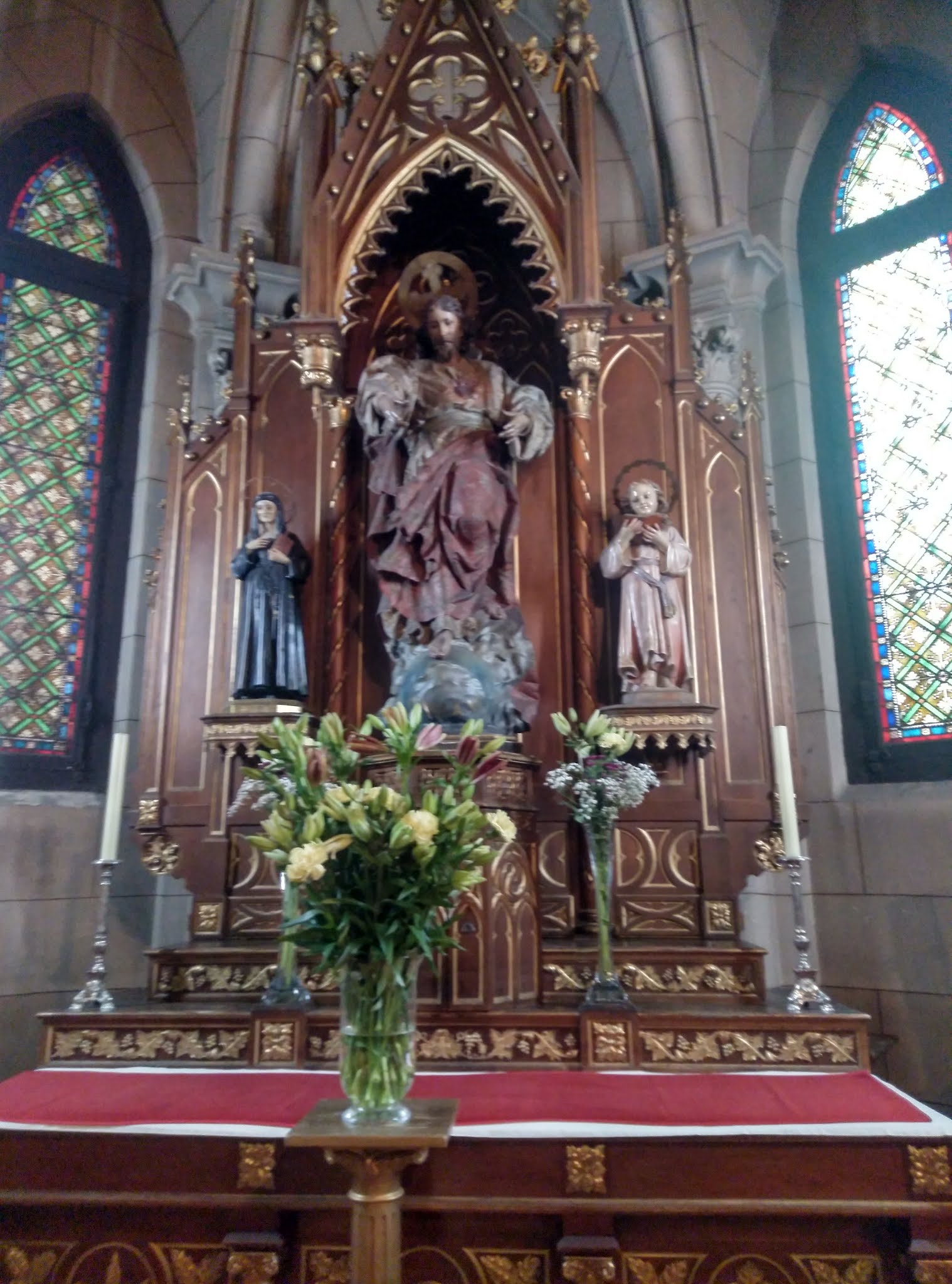 ADVENIAT: Festividad de Cristo Rey en el Instituto Cristo Rey de Madrid