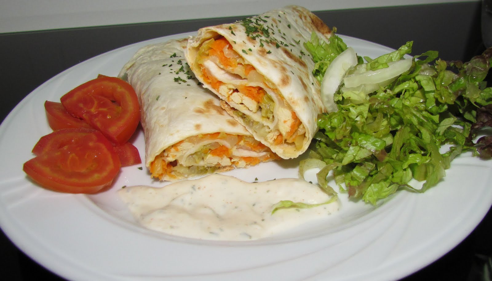 Unique by Gi: WRAPS DE FRANGO E LEGUMES