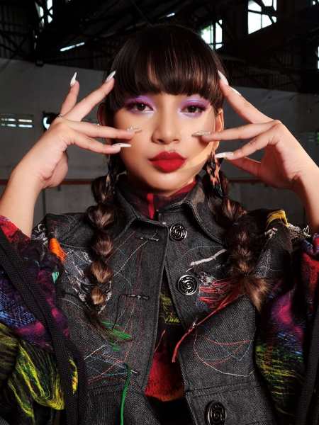 DOLLA KEMBALI DENGAN SINGLE KEDUA - IMPIKAN/ WATCH ME GLOW