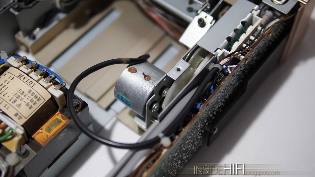 Inside Hi-Fi: Marantz CD-73 (CD73N)