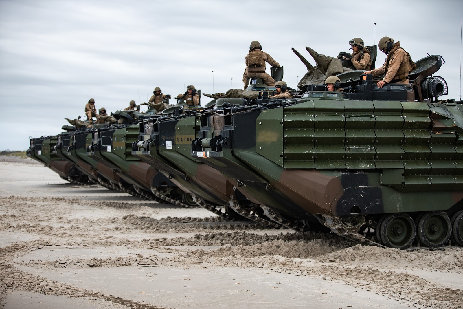SNAFU!: 2nd AAB conducts amphibious training event....pics by Lance Cpl ...