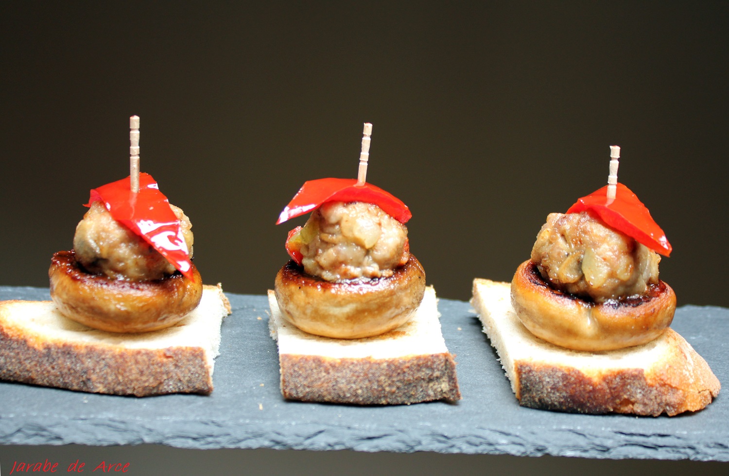 ¿Cocinamos o qué? : Pincho: albóndiga y champiñón.