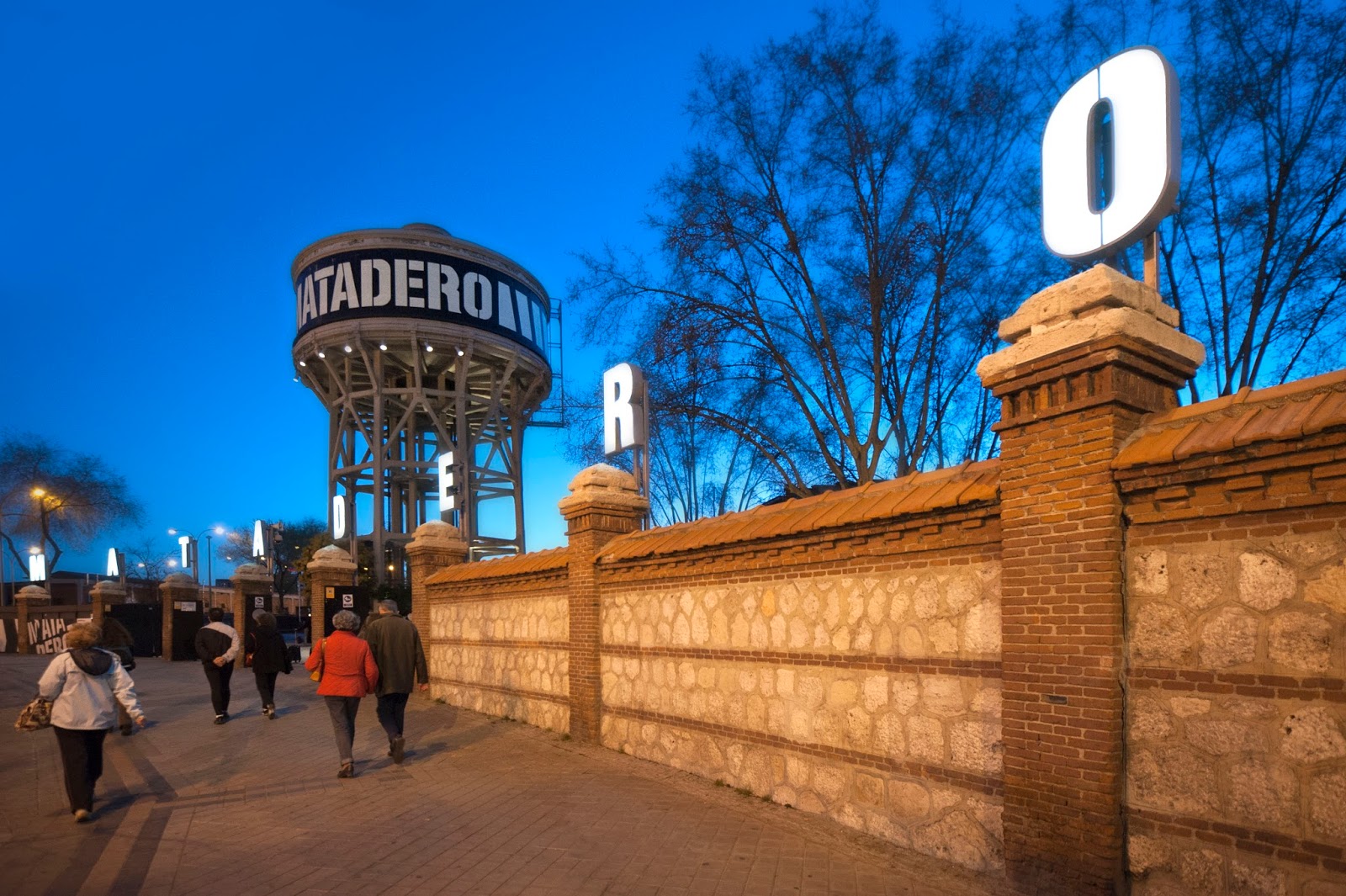 Instantes, fotos de Sebastián Navarrete: Matadero, Madrid. Tres "Instantes"