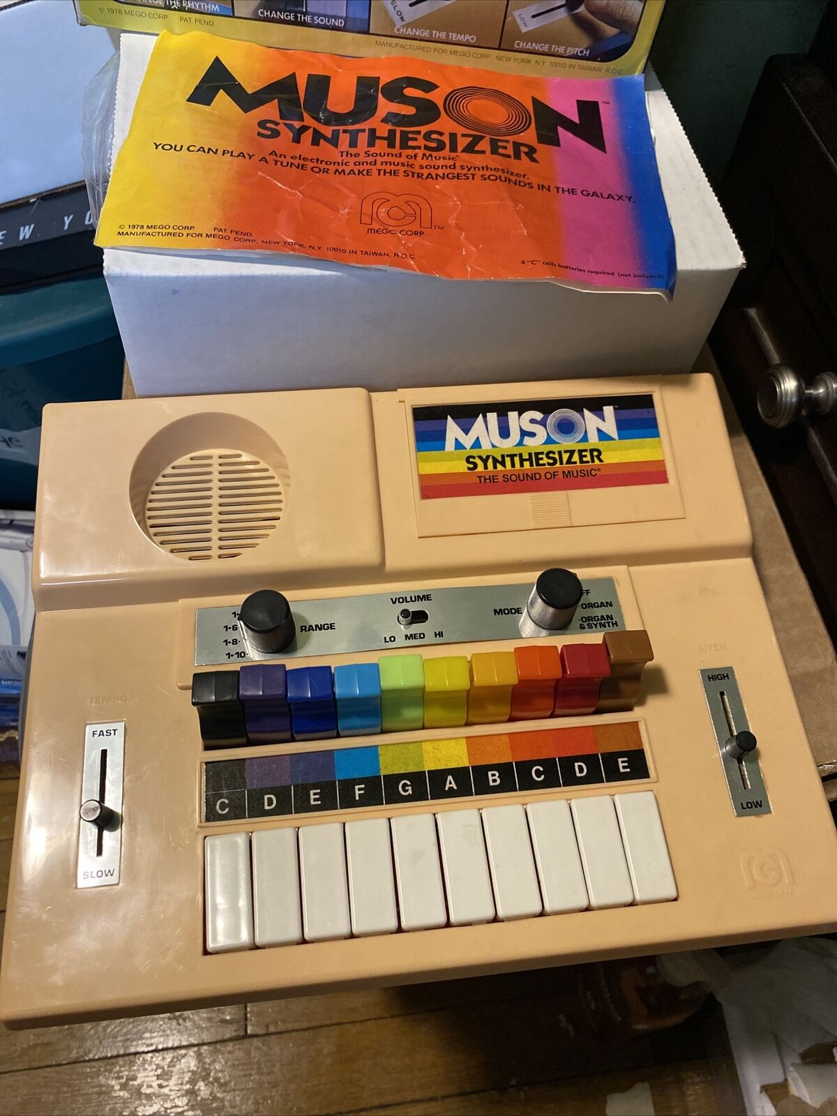MATRIXSYNTH: VINTAGE 1978 MEGO MUSON SYNTHESIZER SN 04493 w/ Original ...