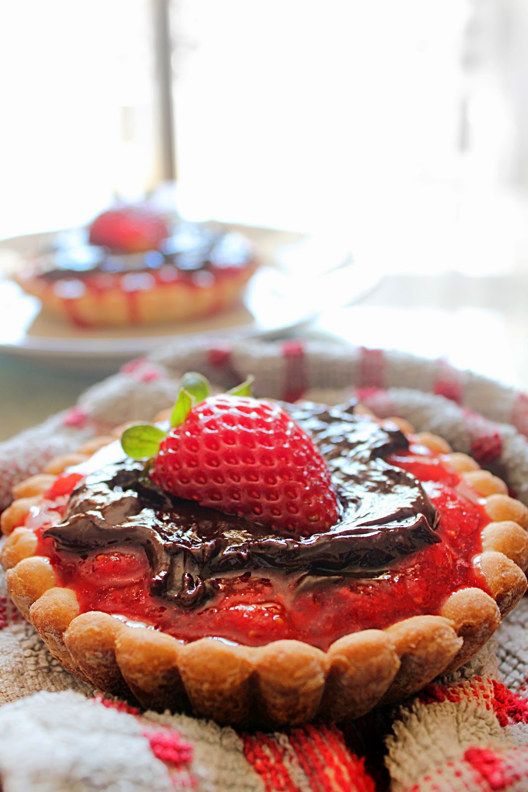 Tarteletes de morango e chocolate