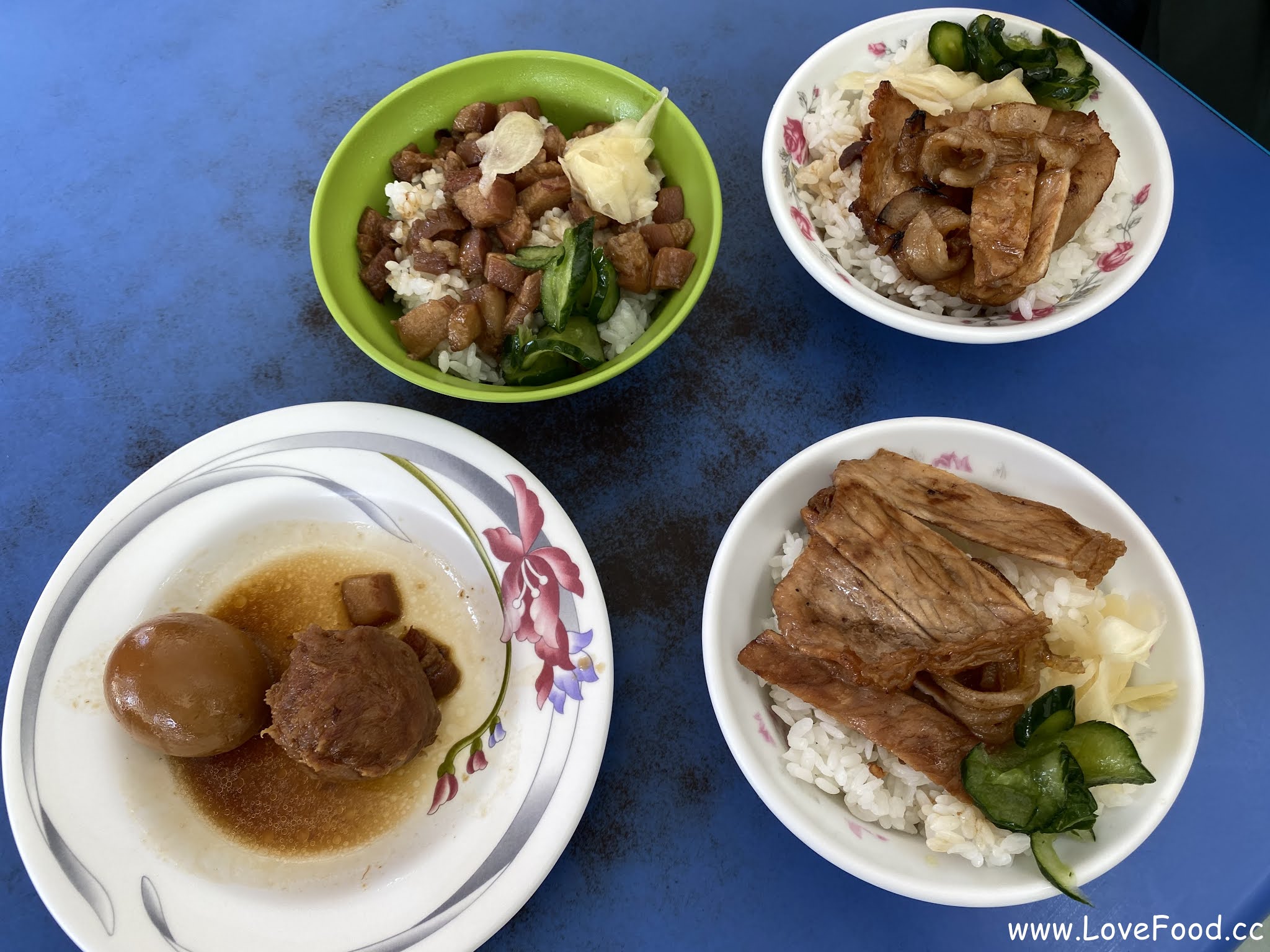 高雄鹽埕-周燒肉飯 鹽埕店-在地40年老店的美味-zhou shao rou fan