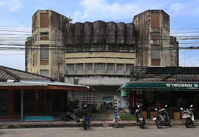 The Southeast Asia Movie Theater Project: Vestiges of the Coliseum ...