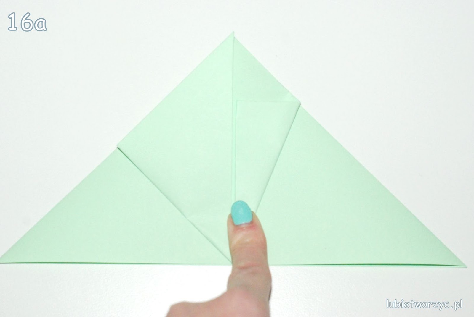 Skacząca żaba origami