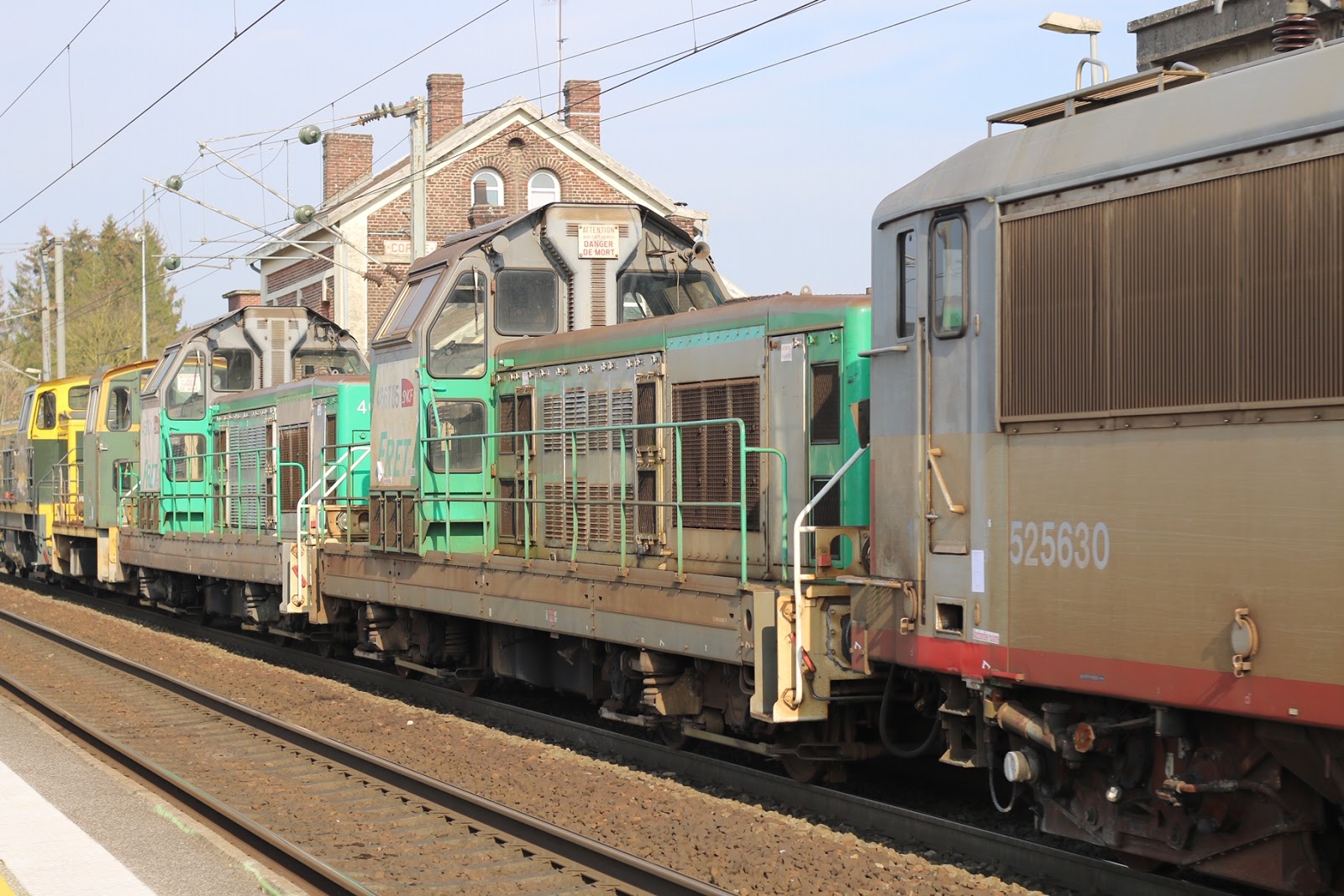 LA PASSION DU TRAIN: Circulation d'un train de la CMR à Corbie par Louis