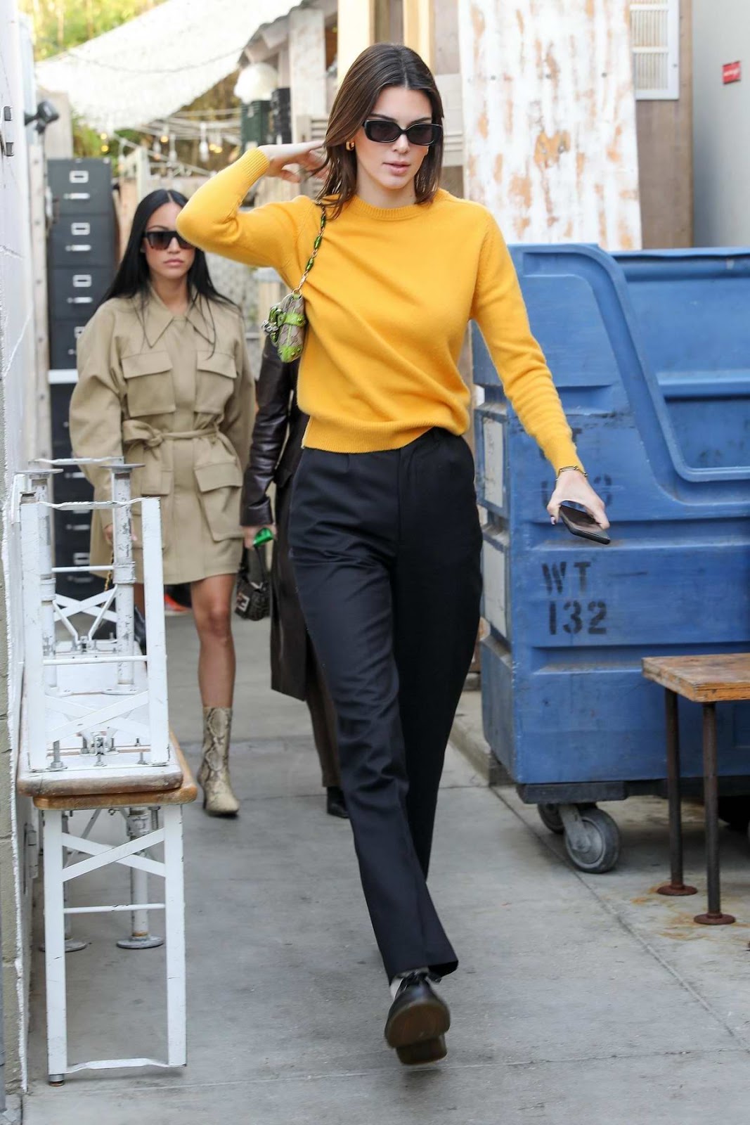 Kendall Jenner - Street Style in Venice – Celebrity Style