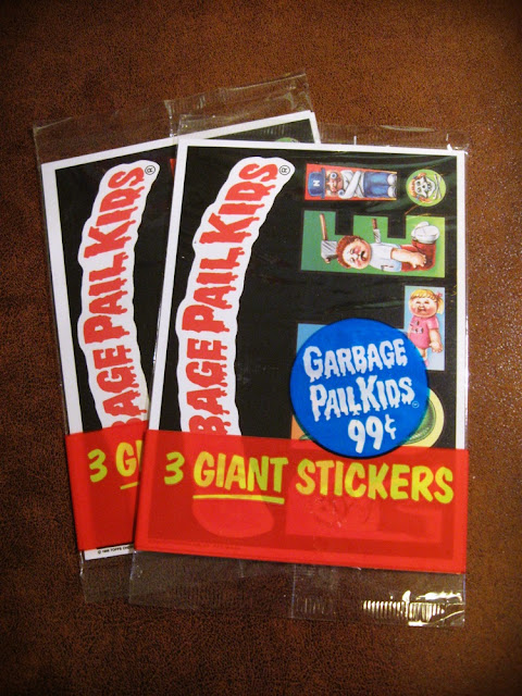 Lair of the Dork Horde: Vintage Garbage Pail Kids Giant Stickers!