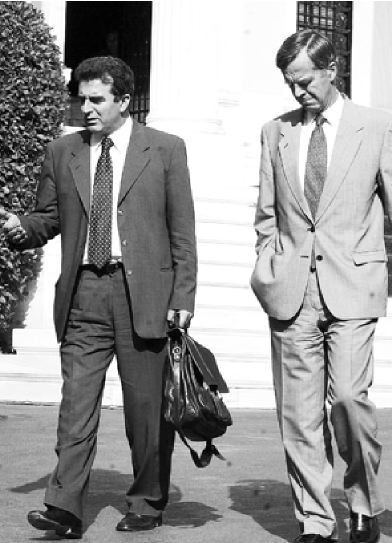 ΕΛΛΑΣ ΑΙΩΝΙΟΝ, ΑΘΑΝΑΤΟΝ,ΑΔΕΣΜΕΥΤΟΝ ΠΝΕΥΜΑ: Ἅπαντες εἰς τήν ὑπηρεσία τῆς ...