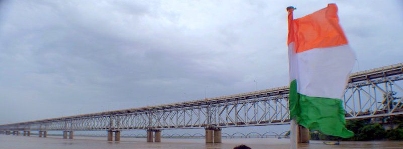 The bridges across River Godavari, Rajahmundry - eNidhi India Travel Blog