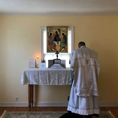 New Liturgical Movement: Building a Home Altar