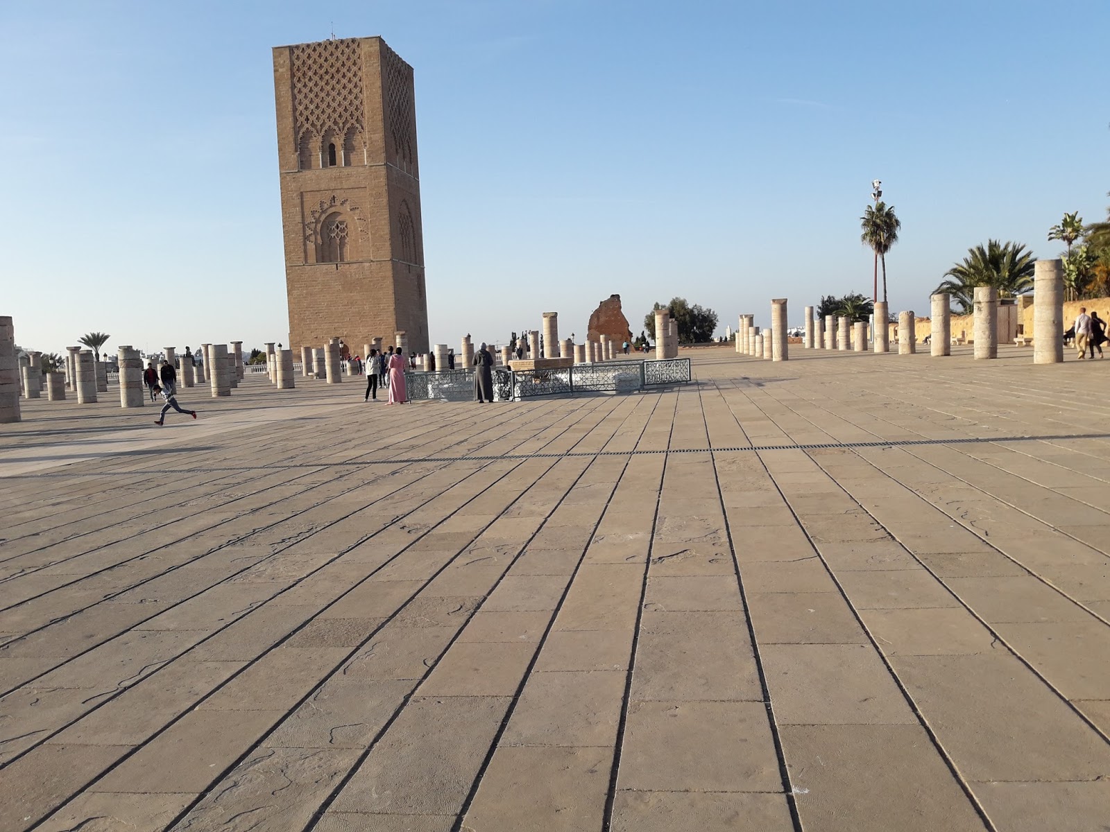 La tour Hassan - Rabat en couleurs