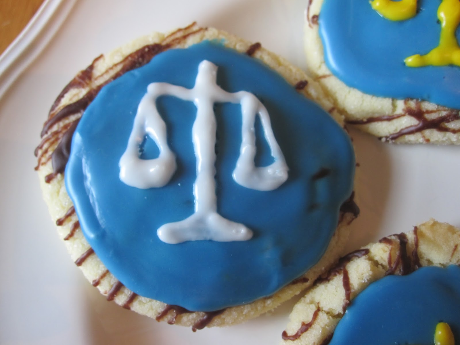 Scales of Justice Cookies