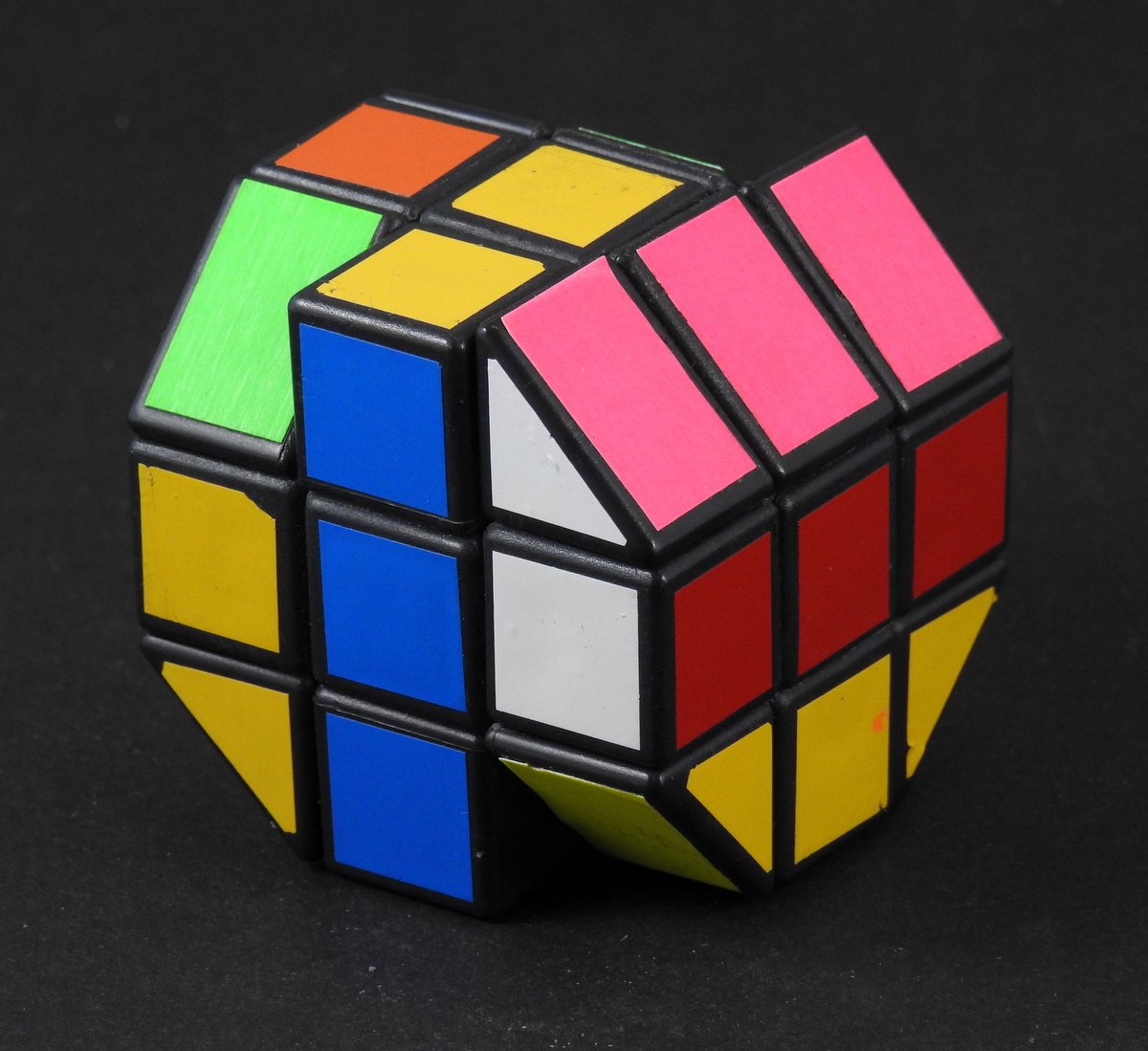 Welt der Geduldspiele: Magic Octagonal Prism / Rubiks Barrel