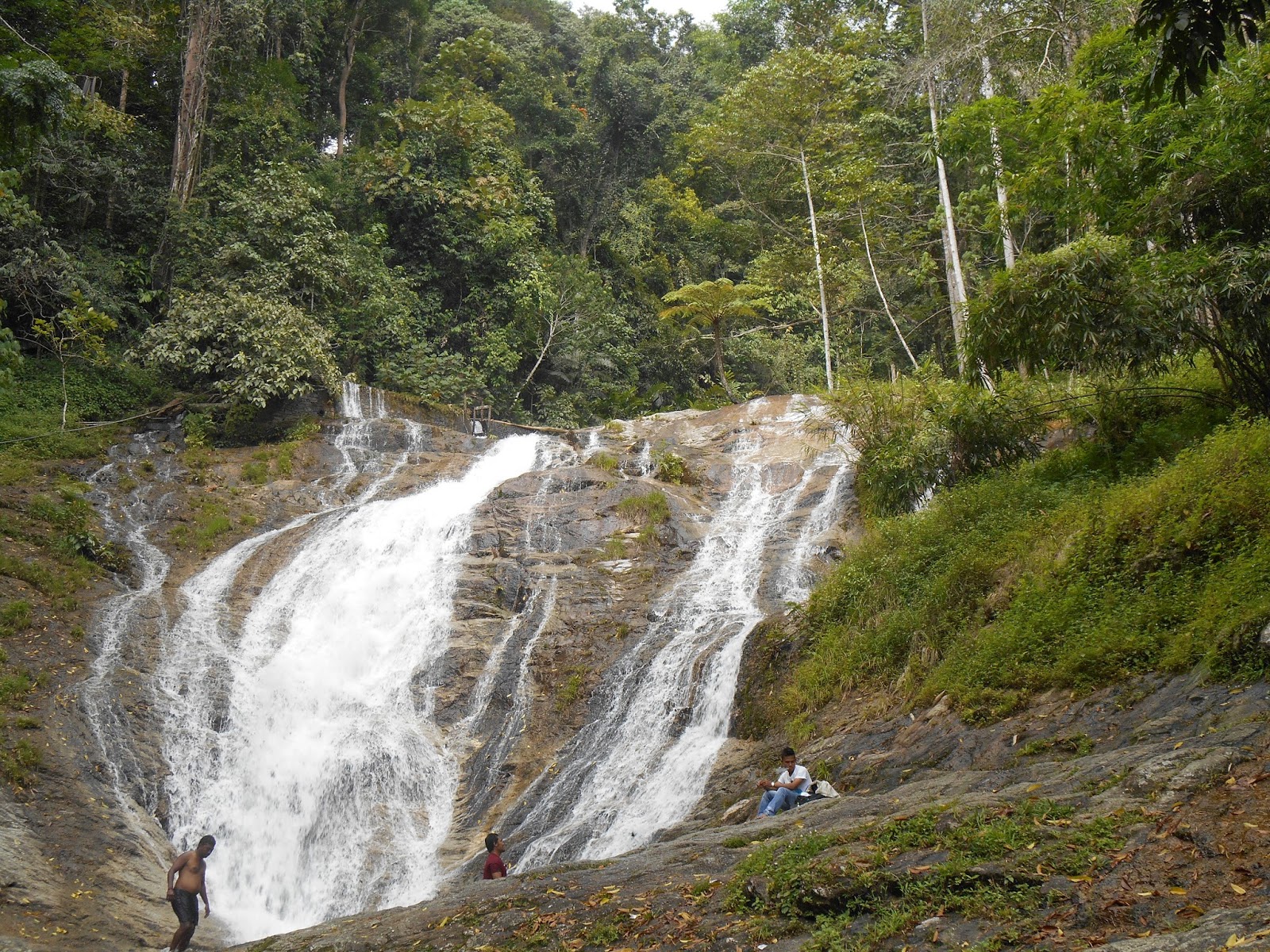 lonesome traveler: Hutan Lipur Lata Iskandar Tapah Perak
