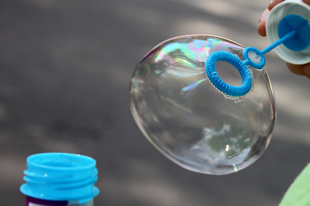 Growing a STEM Classroom: BUBBLES - A GREAT STEM Activity to Use ANY ...
