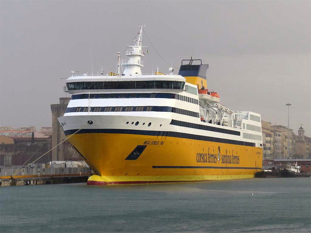 Livorno Daily Photo: Moby Aki & Mega Express Two