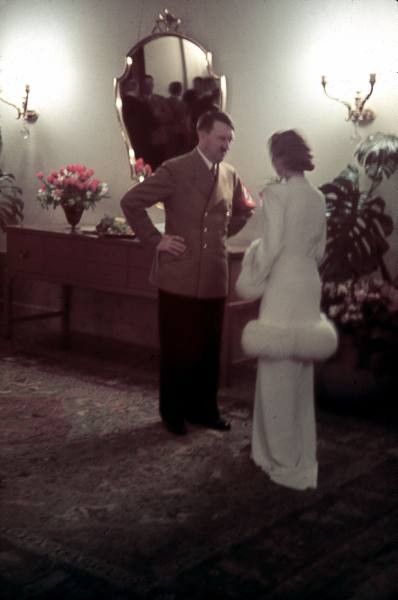 World War II in Pictures: Happy Hitler Pictures