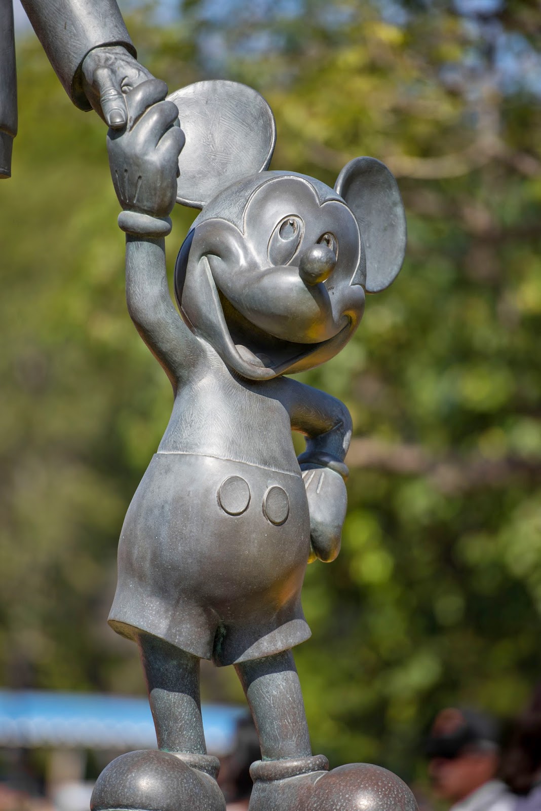 MickeyPhotos: Mickey Mouse holding Walt Disney's hand as part of the ...