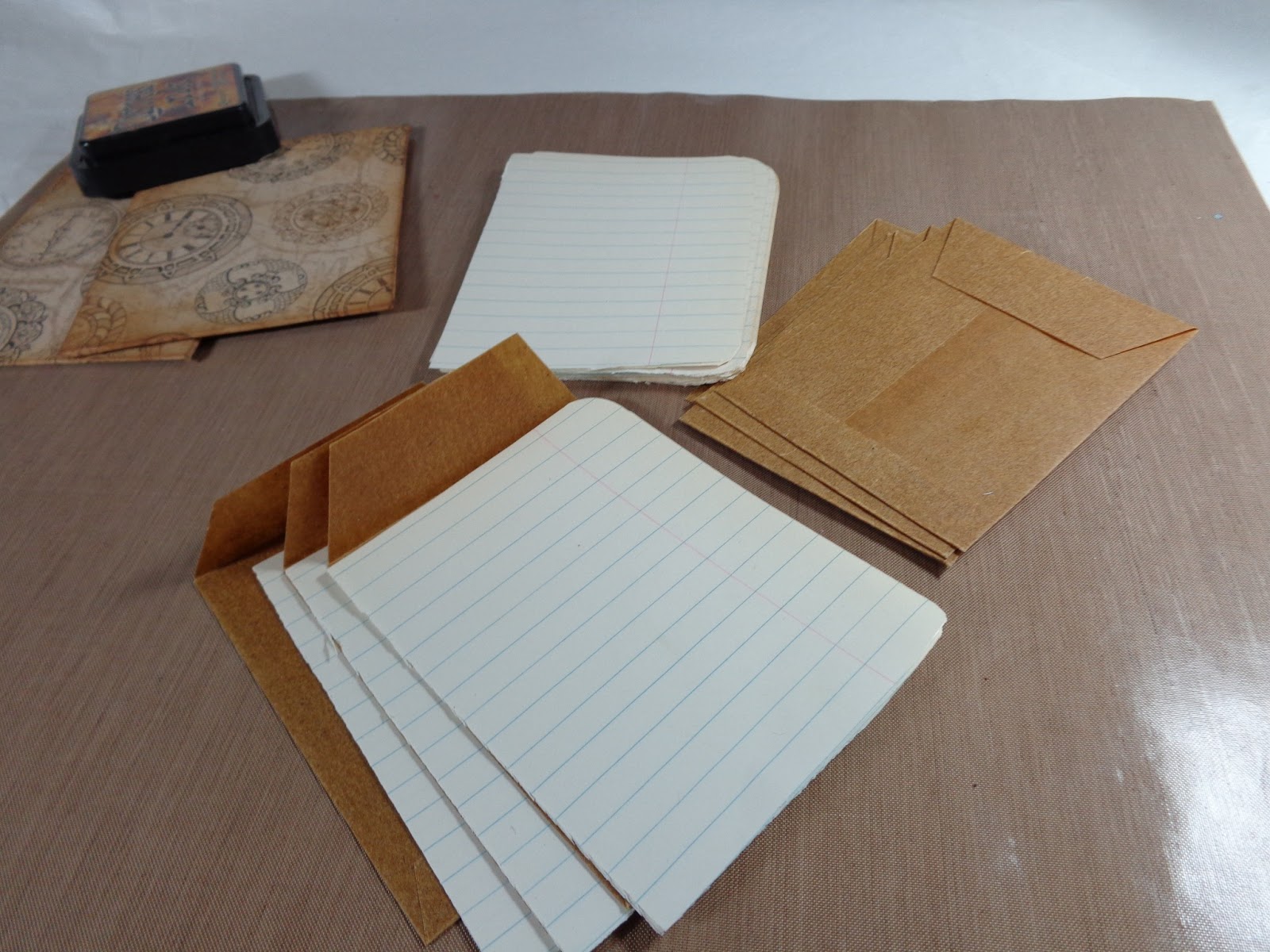 starrgazer creates: Kraft Book Tutorial with Graphic 45
