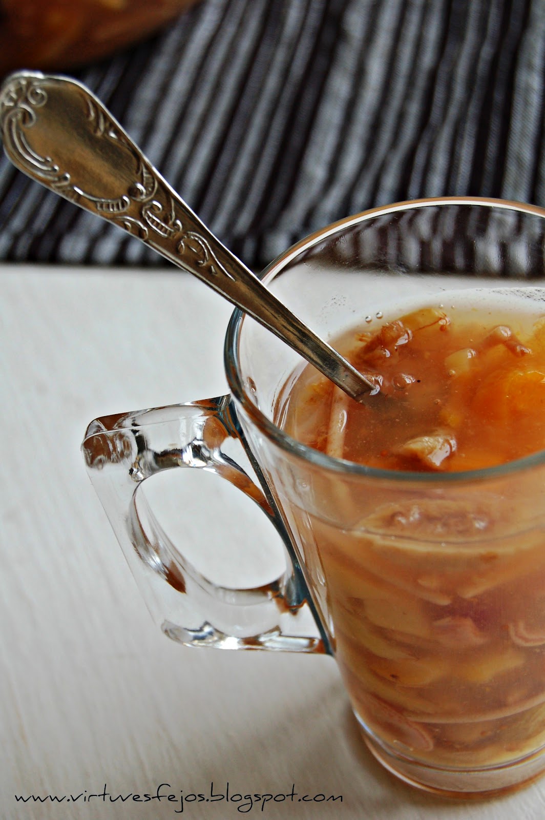 Virtuvės Fėjos: Diena su SVEIKI PRODUKTAI. Saldi džiovintų vaisių sriuba