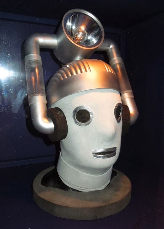 Doctor Who Cybermen upgraded across the ages... - domesticjenni