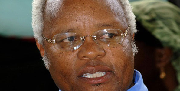 EDWARD LOWASSA AMETANGAZA RASMI KUJIUNGA NA CHADEMA - KATUMA BLOG tz.