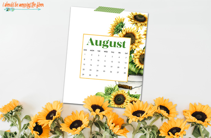 Free August Calendar Printable | i should be mopping the floor