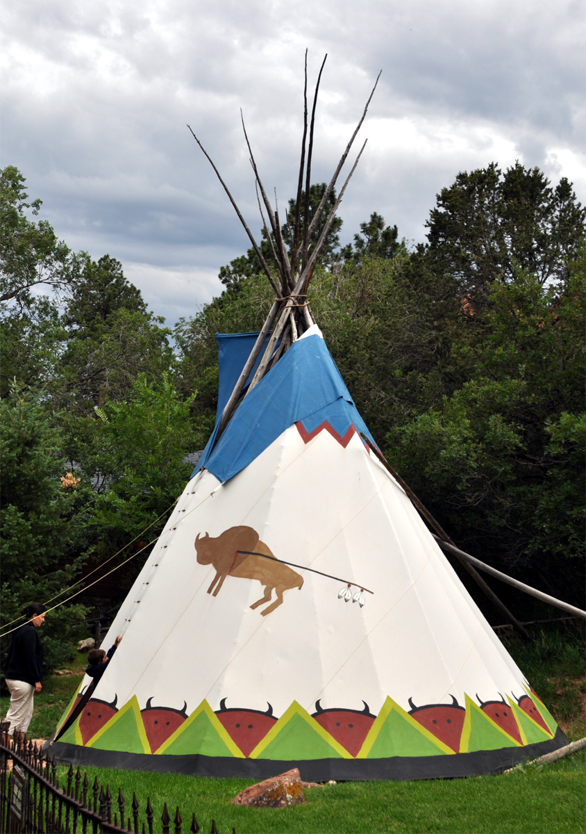 Jennifer's Photo Blog: Dinner at the Flying W