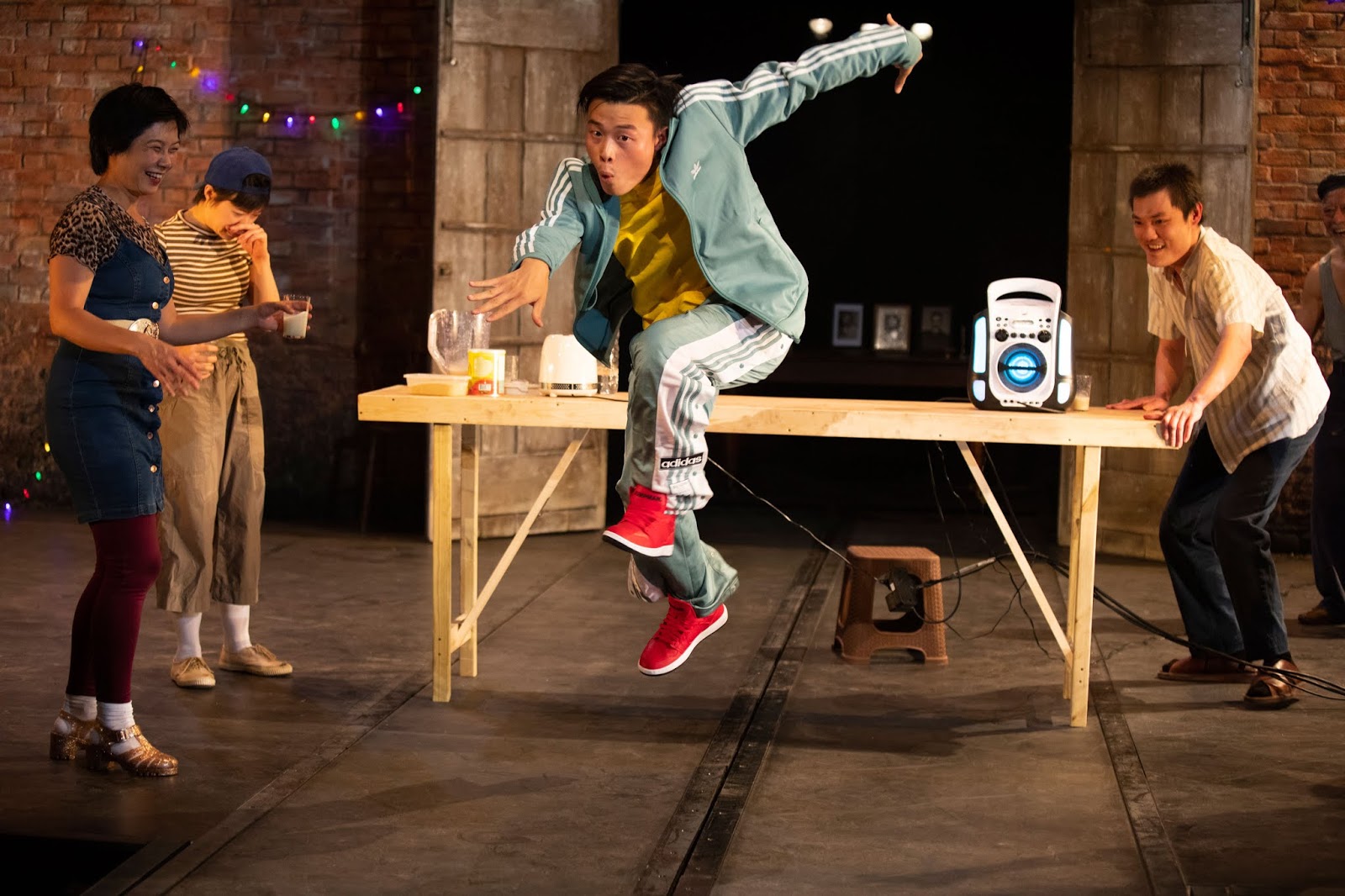 Partially Obstructed View: Theatre review: The King of Hell's Palace