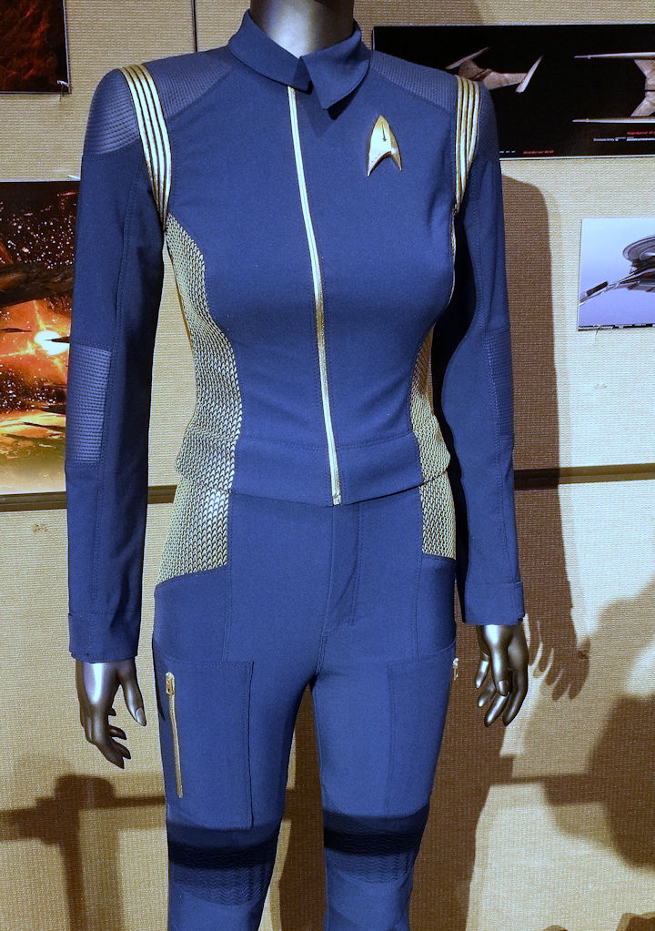 Star Trek Prop Costume And Auction Authority Star Trek Discovery