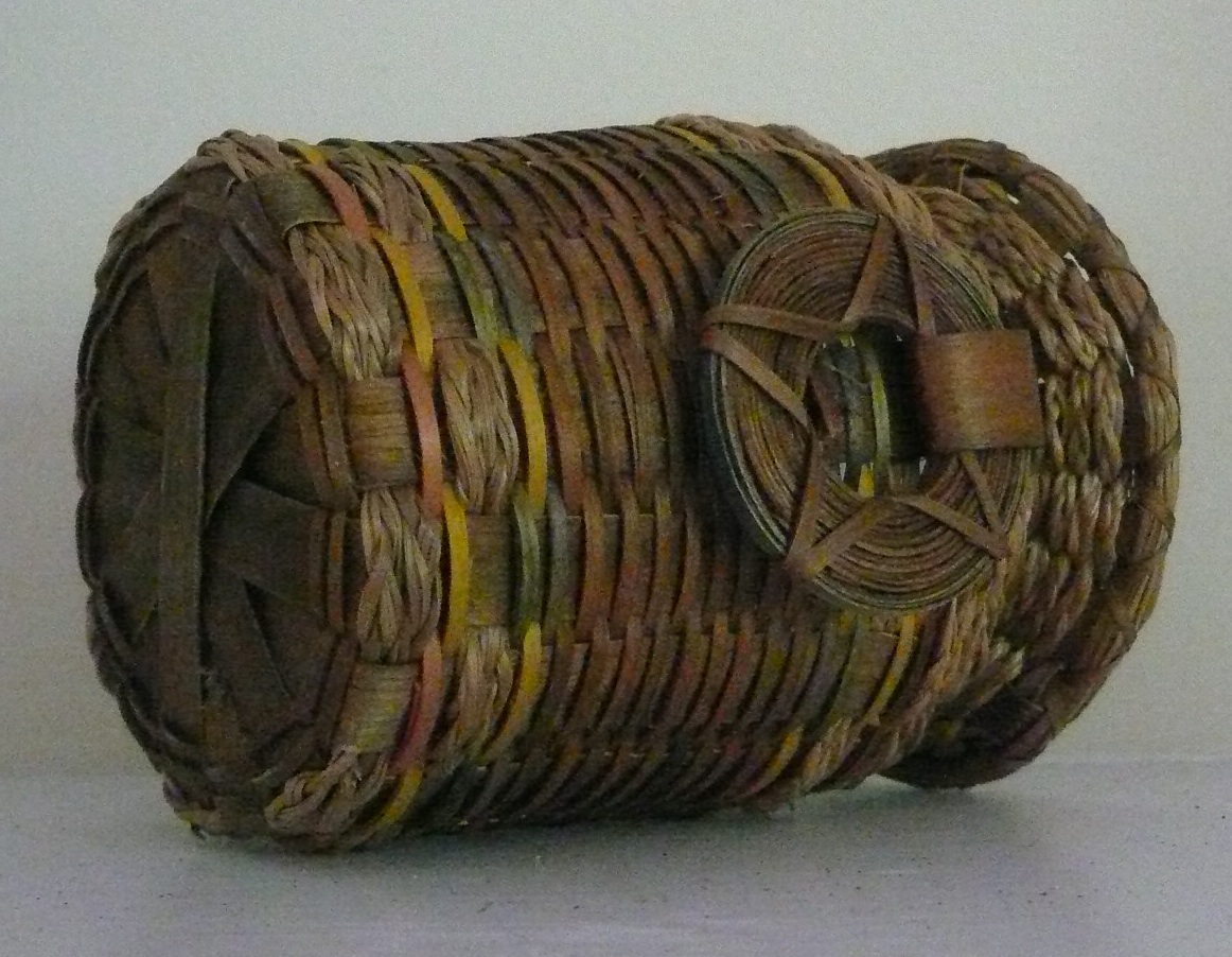 Dull Tool Dim Bulb: Miniature Native American Sweetgrass Basket and ...