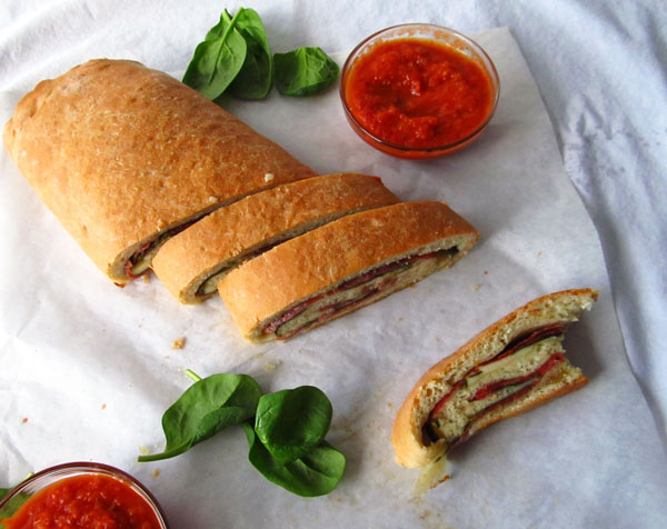 Happy Food Happy Home: Salami, Spinach, and Mozzarella Pizza Roll Happy ...