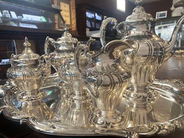 Eye For Design: Decorate And Entertain With Silver Tea Services