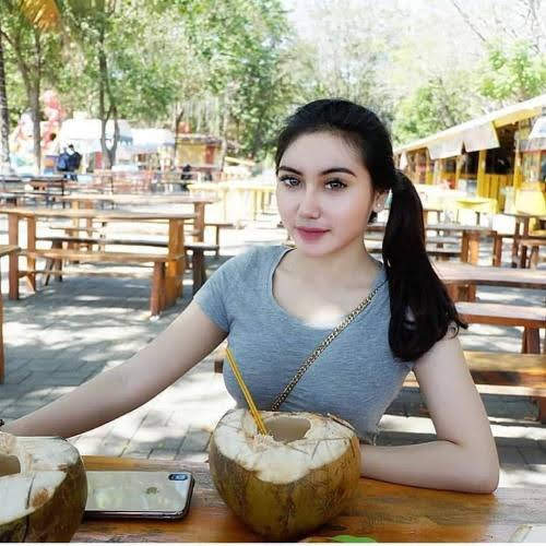 Cerita Dewasa - Nasib Ai Ling Yang Seksi - Novel Gratis