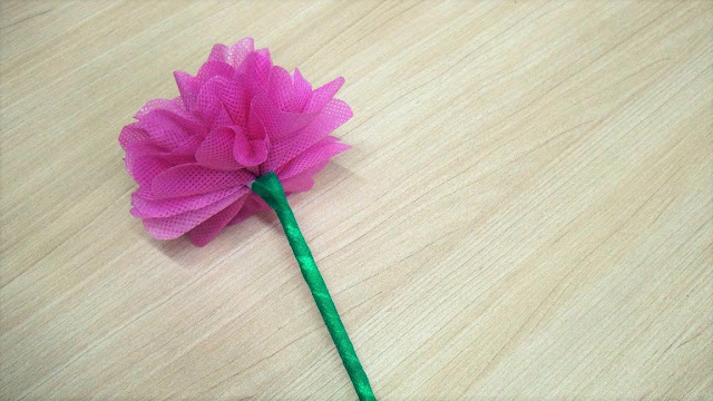 Flores e Flores: Flor de TNT - passo a passo #2