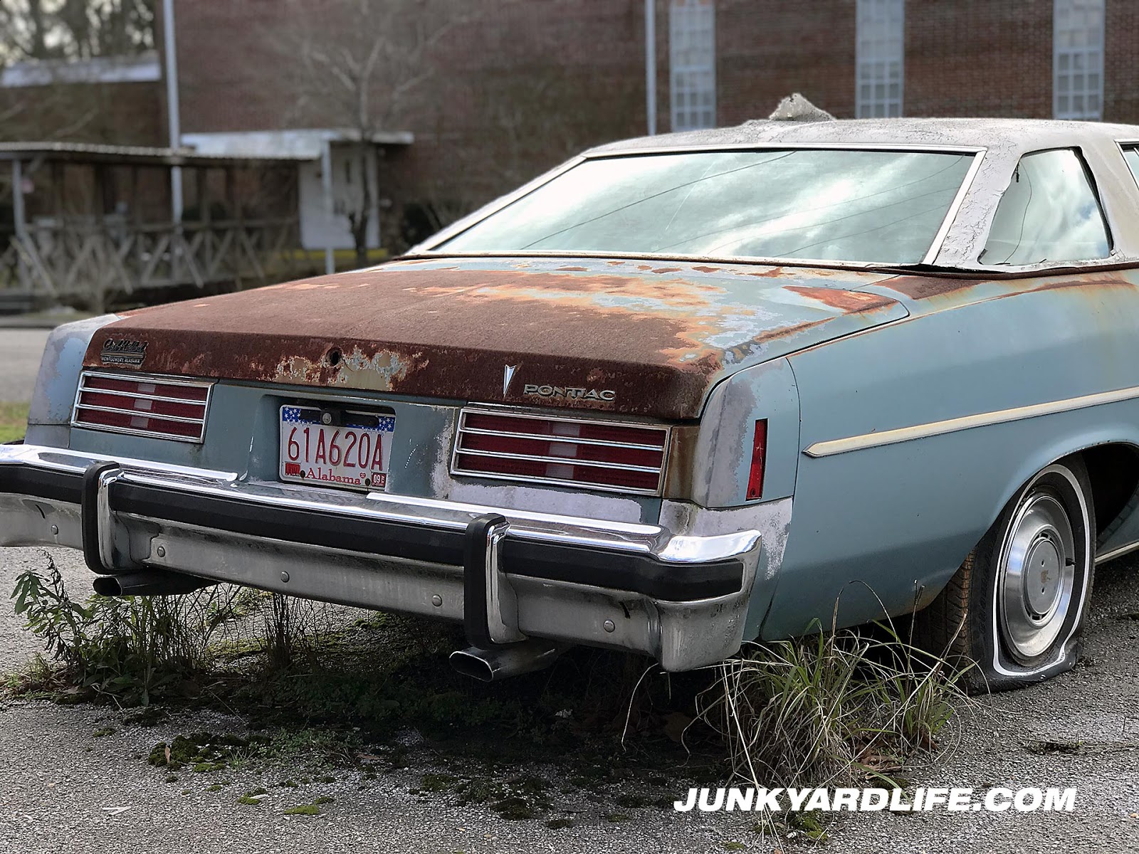 Junkyard Life: Classic Cars, Muscle Cars, Barn finds, Hot rods and part ...