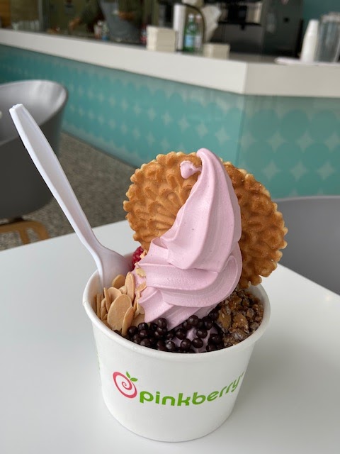 Fro-Yo Girl Speaks: New at Pinkberry: Acai Berry Froyo