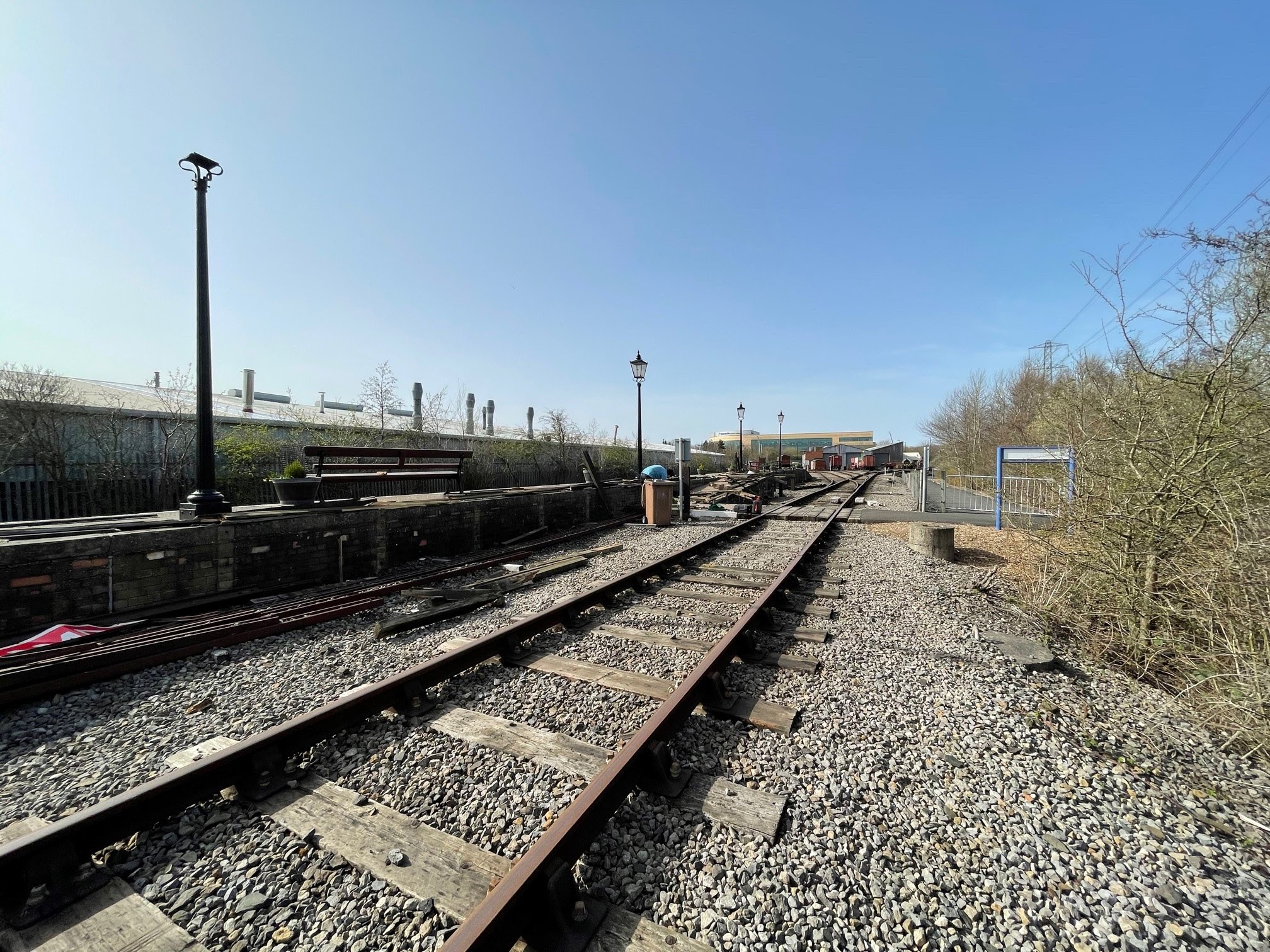 North Tyneside Steam Railway: Middle Engine Lane platform fence removal