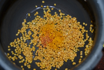 Vaniensamayalarai: How To Boiled Toor Dal For Sambar