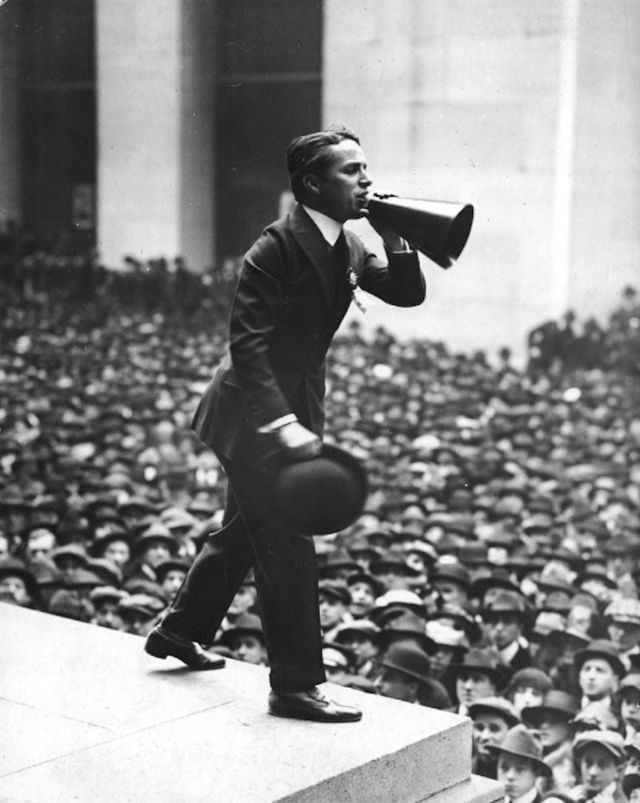 Photos of Charlie Chaplin, Douglas Fairbanks and Mary Pickford ... Photos of Charlie Chaplin, Douglas Fairbanks and Mary Pickford ...