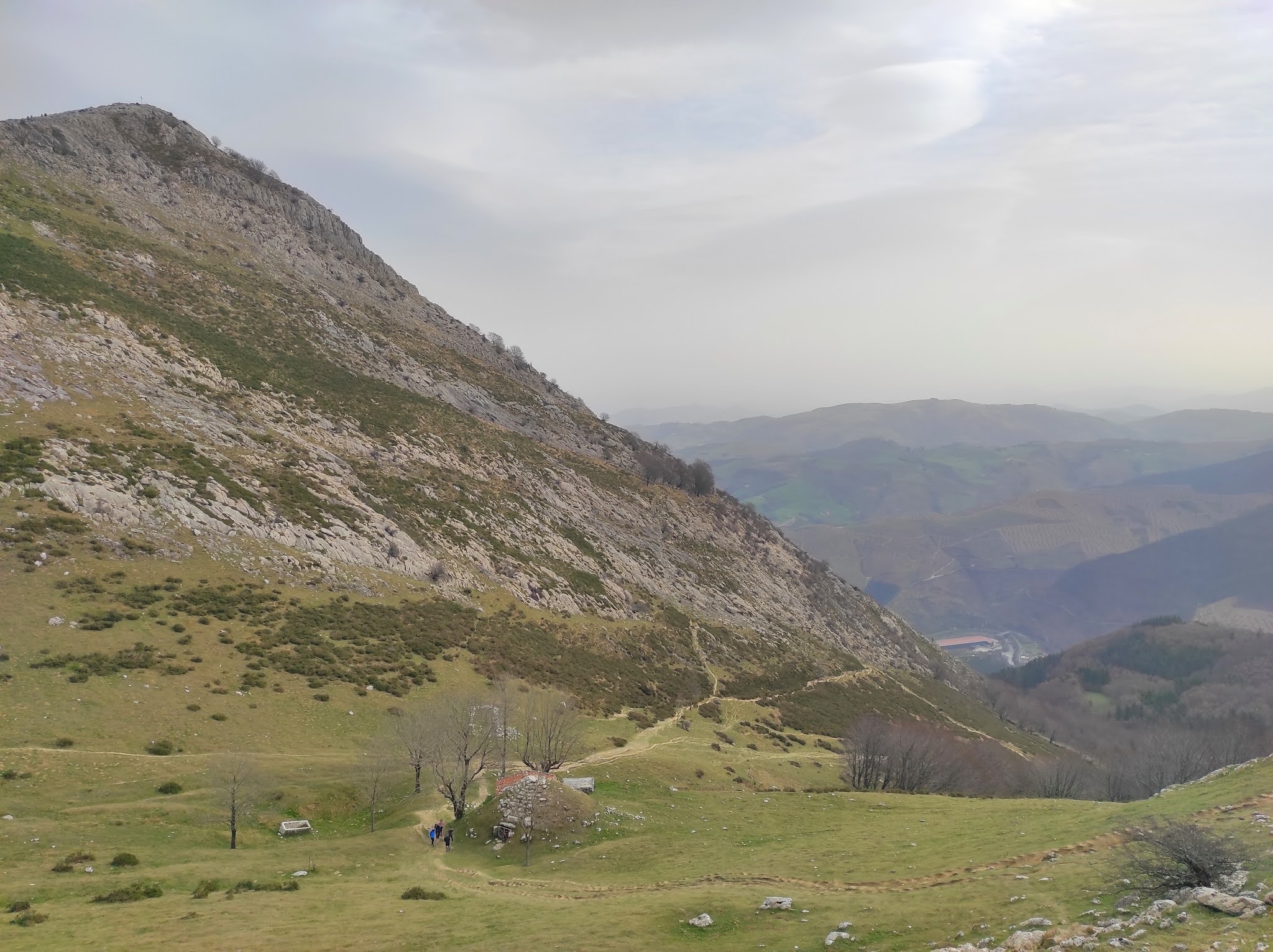Aire puro: Macizo de Izarraitz desde Aittola